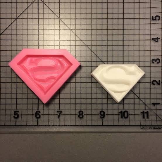 Superman (S) Silicone Mold – Bake It Egypt